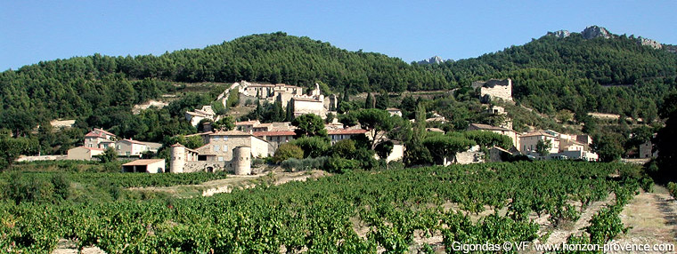 GIGONDAS le vin et le village | Photos Horizon Provence