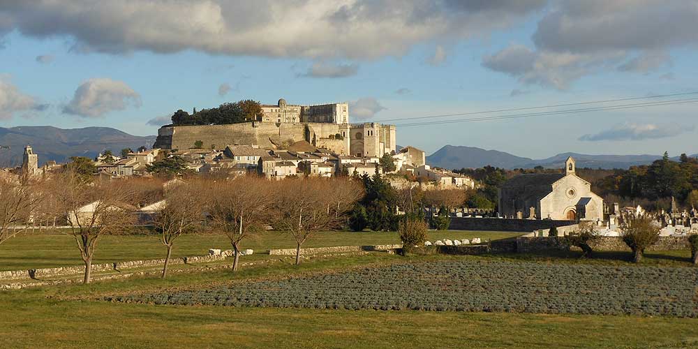 GRIGNAN en Drôme Provençale | Photos Horizon Provence